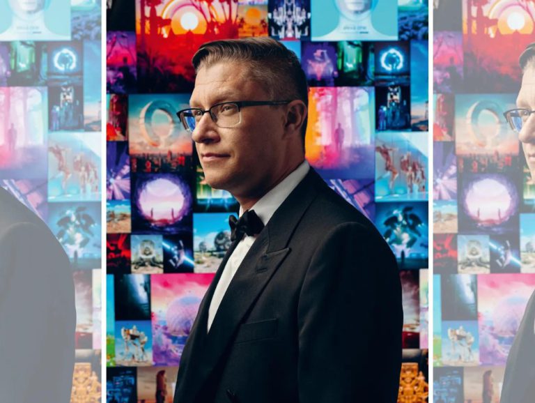 Patung $29 Juta Seniman NFT Beeple, ‘Human One’, Menghiasi Museum ...